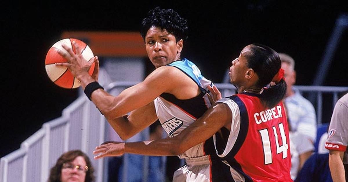 Lynette Woodard Asks NCAA to ‘Respect the History’ as Caitlin Clark ...