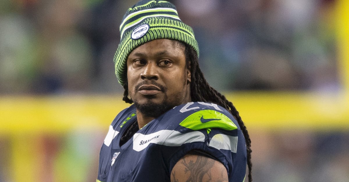 Marshawn Lynch Says Seahawks Coaches Put Russell Wilson on a Pedestal ...