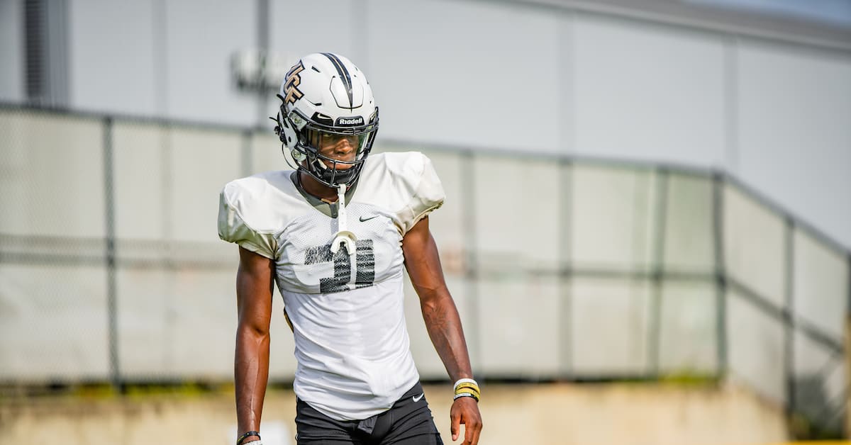 UCF Secondary Finds its Groove - Inside the Knights