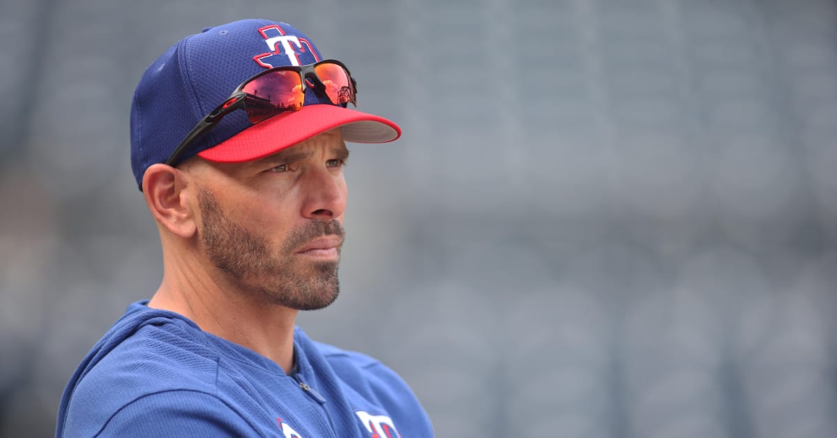 Former Texas Rangers Manager Chris Woodward Returning to Los Angeles ...