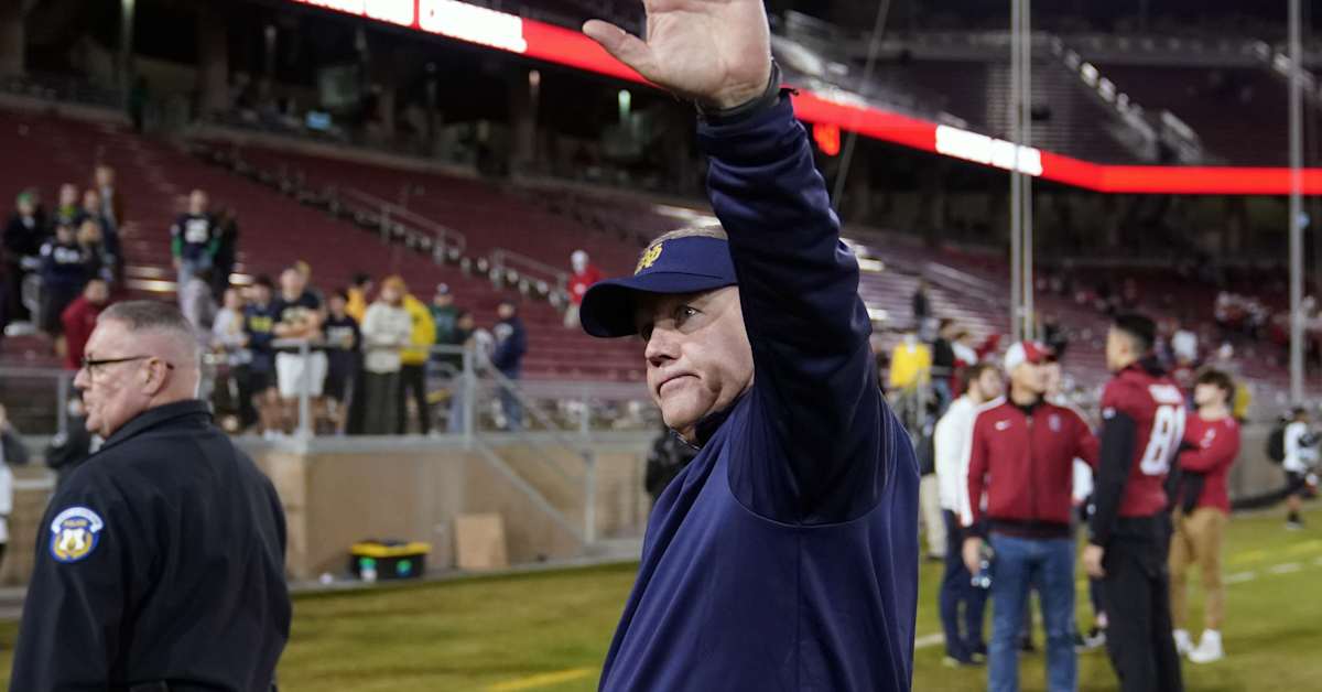 Brian Kelly Meeting With Notre Dame Players Was Unbelievably Brief ...