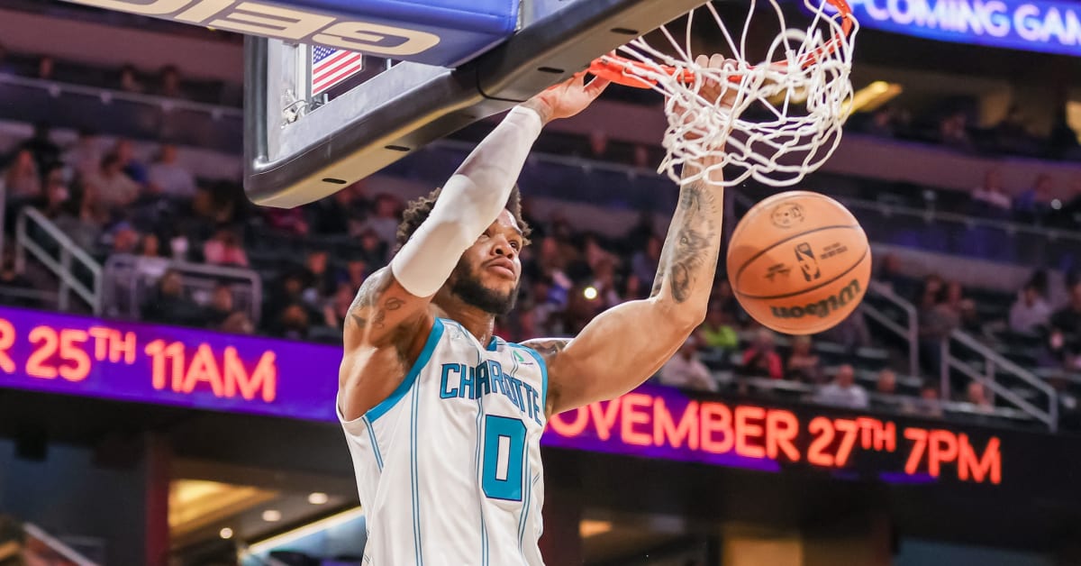 WATCH: Miles Bridges Dunks on Giannis Antetokounmpo - Sports ...