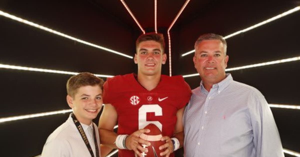 Ty Simpson Finishes His Senior Year with a State Title, Early Signing ...