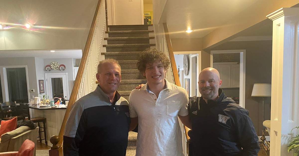 New UW Coaches Meet with Younger Otton; SoCal QB Decommits - Sports ...