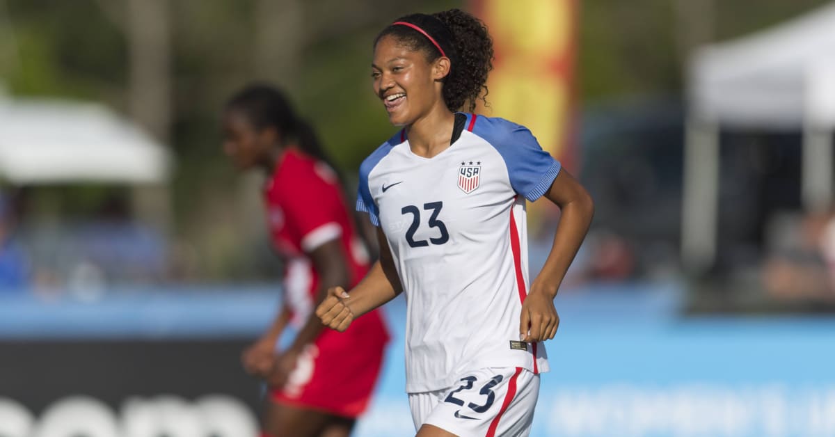 UCLA soccer star Reilyn Thomas becomes Nike's first NIL college athlete ...