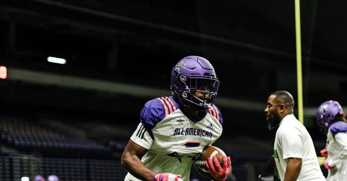 Michigan State is pushing for four-star running back TreVonte' Citizen ...