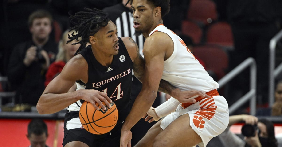 Former Louisville Forward Dre Davis, Signee Tae Davis Commit to Seton ...