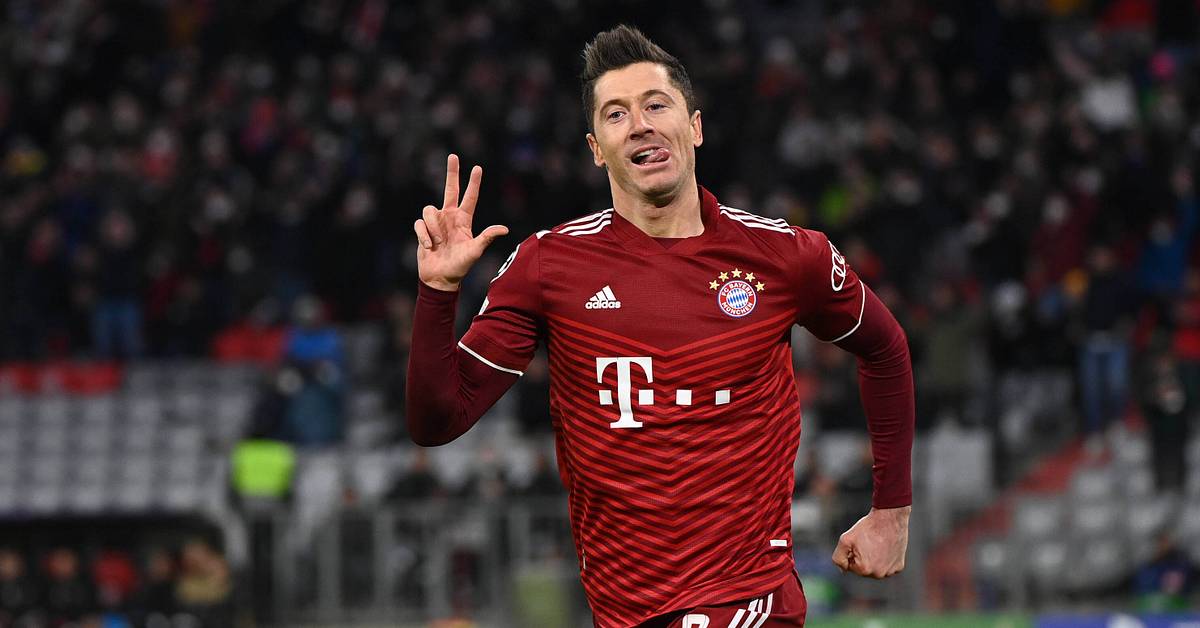 Robert Lewandowski hat trick: Bayern star burns Salzburg (VIDEO ...