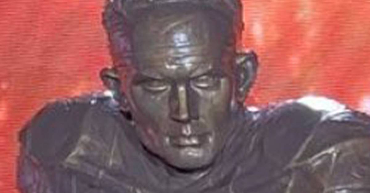 Oklahoma reveals Baker Mayfield statue that looks nothing like Baker ...