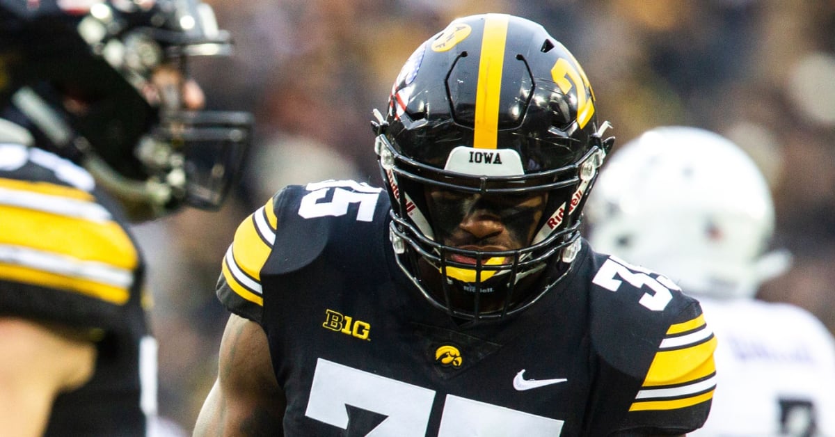 Denver Broncos Player Profile: Barrington Wade #54 | Linebacker ...