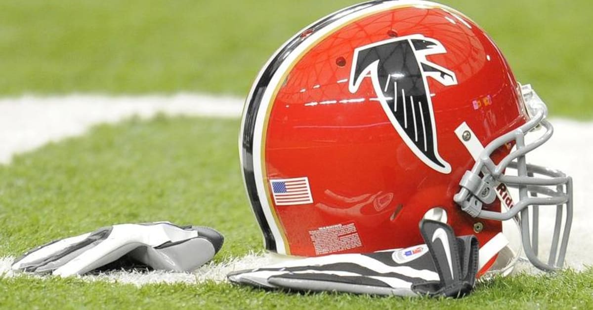 Falcons Are Bringing Classic Helmet Back For 2022 Season - Sports ...