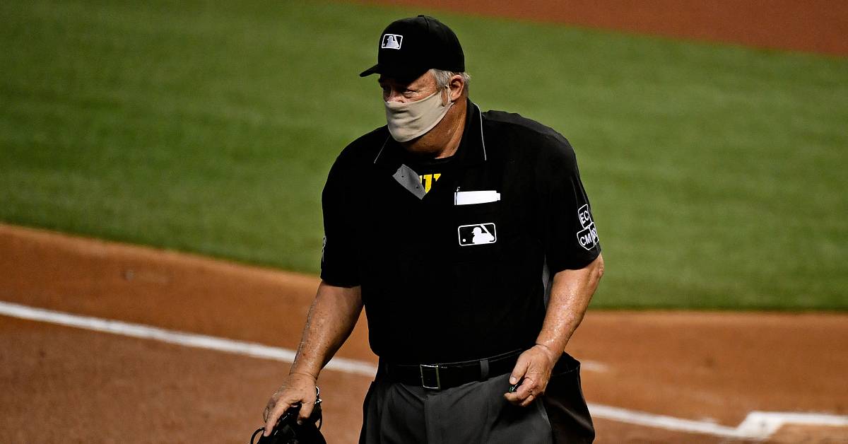 MLB umpire Joe West officially retires after 45 years - Sports Illustrated