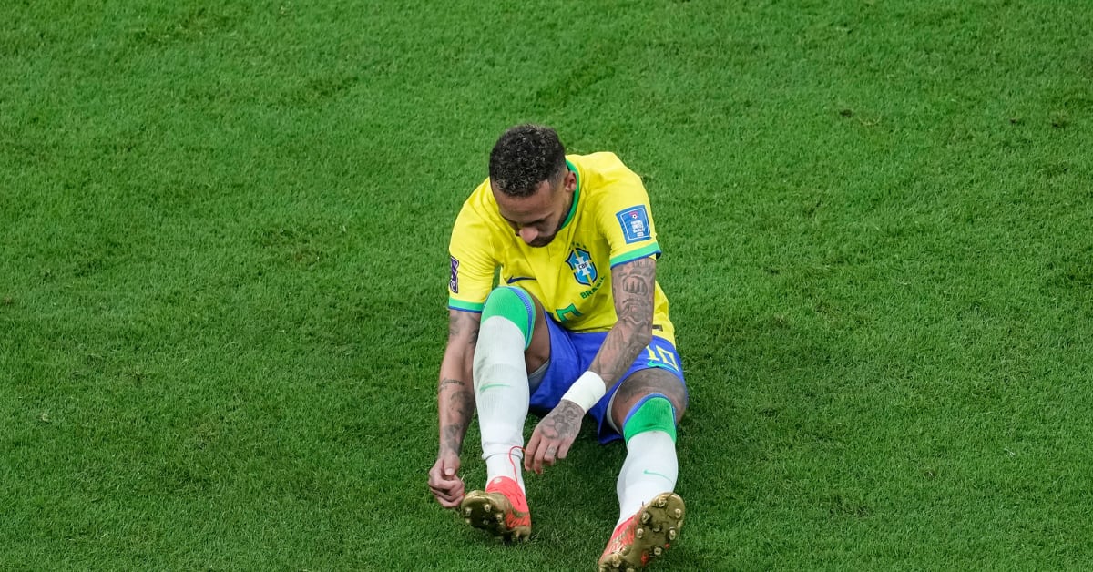 Neymar posts photo of injured ankle; Vows to return at World Cup ...