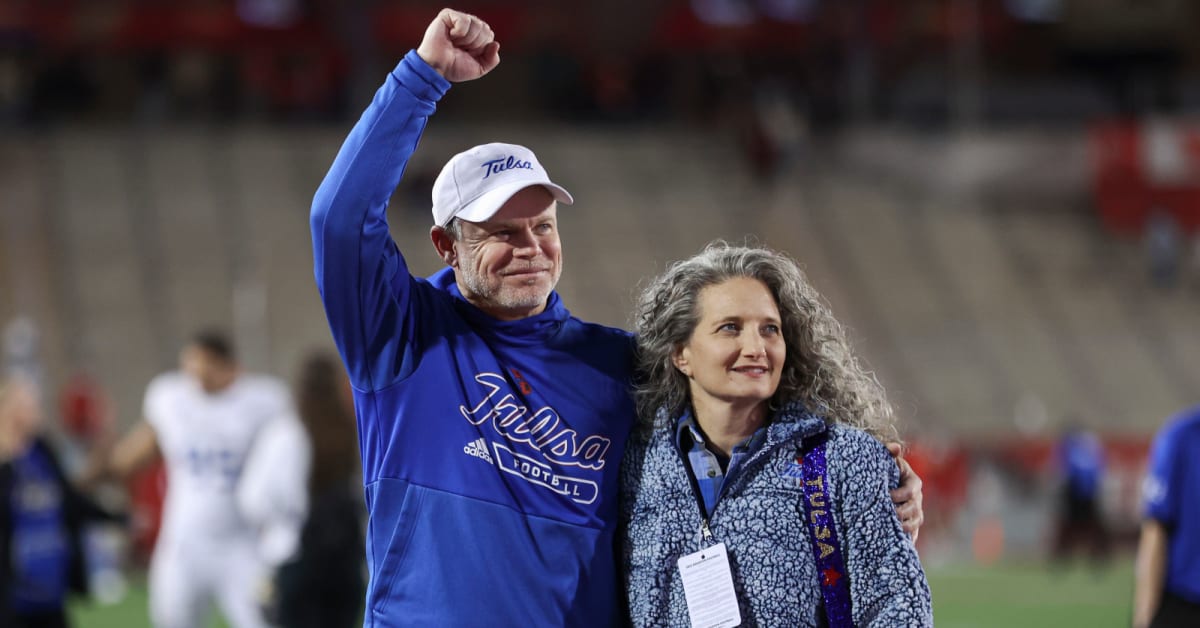Tulsa Fires Football Coach Philip Montgomery, per Sources - Sports Illustrated