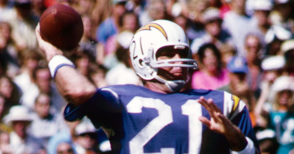 Former Chargers Quarterback John Hadl Dies at 82 - Sports Illustrated