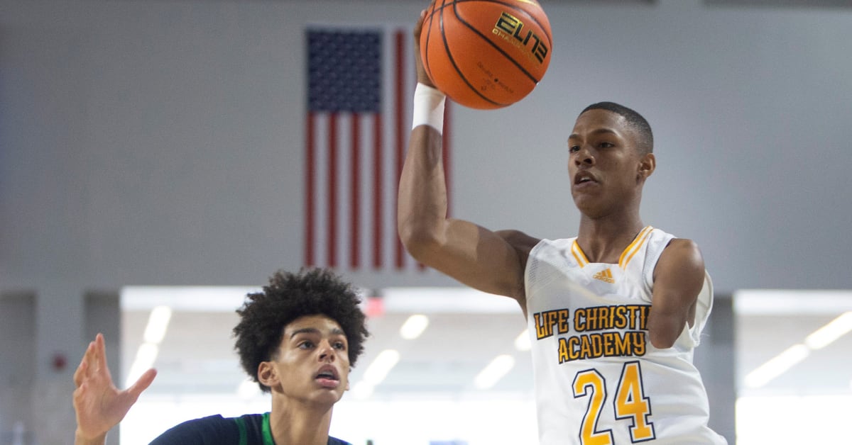 Hansel Enmanuel, One-Armed Basketball Player, Scores First Collegiate ...