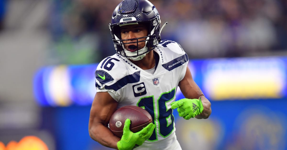 Tyler Lockett Suffers Hand Injury During Loss to 49ers - Sports Illustrated