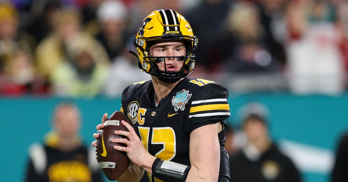 Does Brady Cook's Shoulder Injury Change Missouri Tigers' QB Approach ...