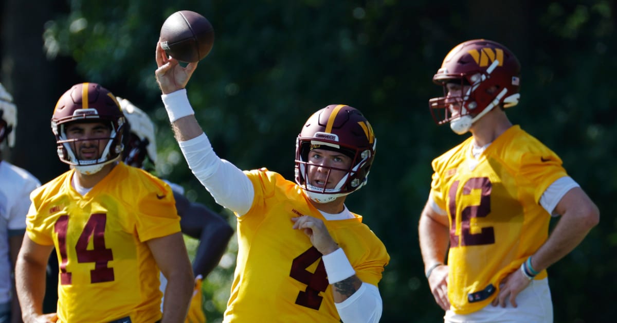 Commanders to Make Another Change at Quarterback for Cowboys Game, per ...