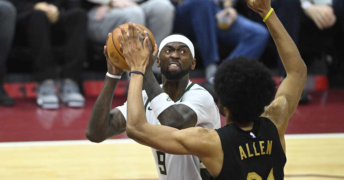 Milwaukee Bucks Lose Bobby Portis To Knee Injury Just As They Were ...