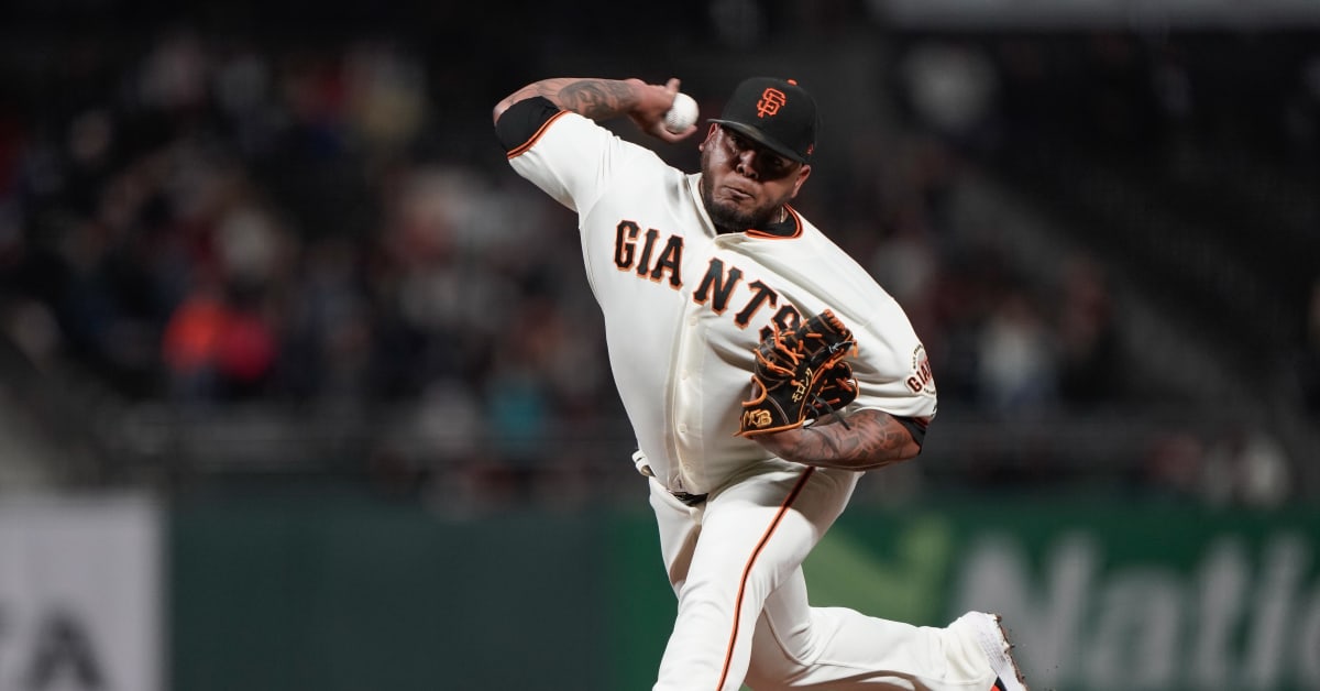 Rangers release former SF Giants fan favorite RHP Reyes Moronta ...