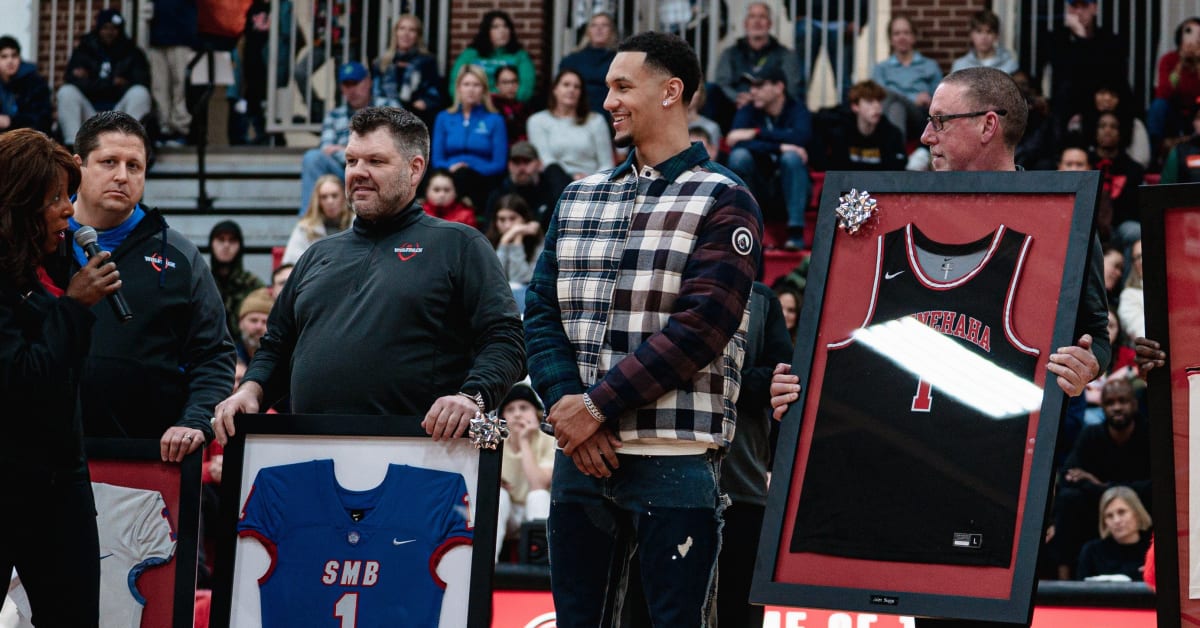 Orlando Magic show up to celebrate Jalen Suggs at his Minneapolis high ...