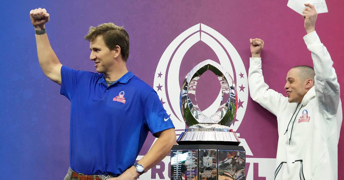 Eli Manning Stakes His Claim As ‘the Greatest Coach of the Mannings ...