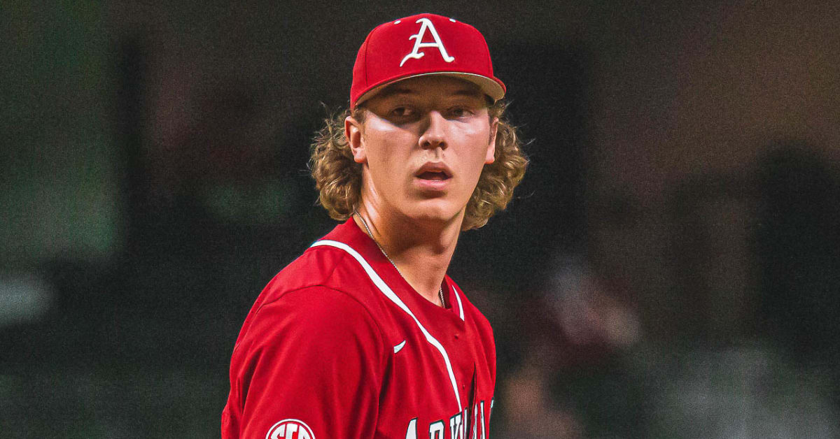 Razorbacks manage to hang on late to not waste Hagen Smith's start ...