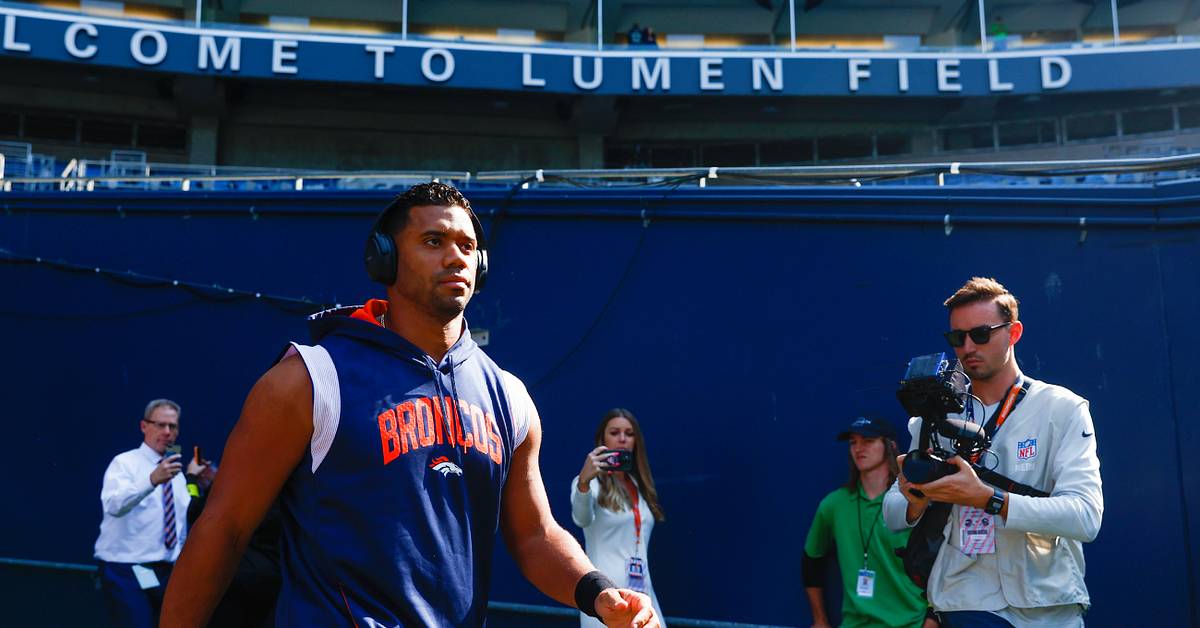 Russell Wilson Tried to Have Seahawks’ Pete Carroll, John Schneider ...