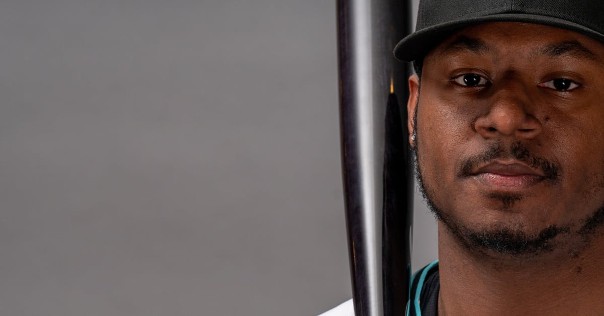 Kyle Lewis Stays Hot in Win Against the Rockies - Sports Illustrated ...