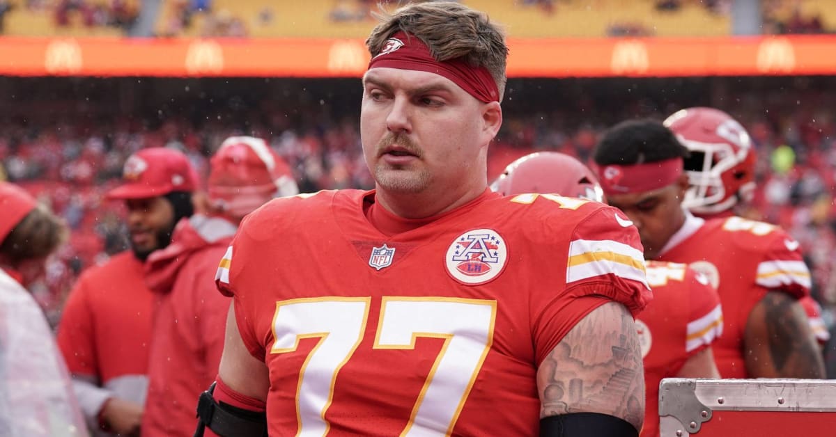 Washington Commanders, RT Andrew Wylie Agree on Three-Year, $24 Million ...