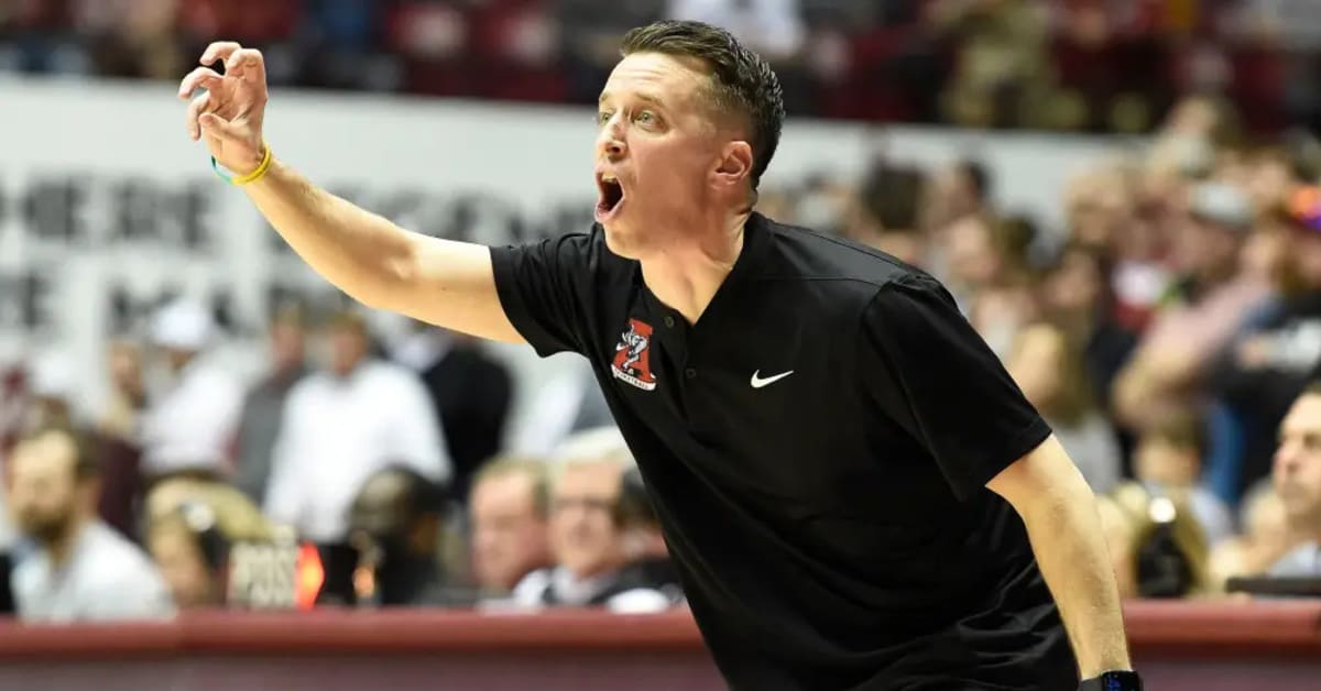 Report: Men's Basketball Assistant Coach Charlie Henry to Become Coach ...