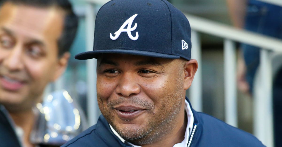 Former Braves CF Andruw Jones Will Have Number Retired by Team - Sports ...