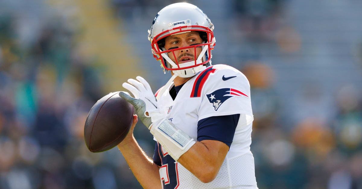 Brian Hoyer, Longtime Patriots Backup Quarterback, Signs With New NFL ...