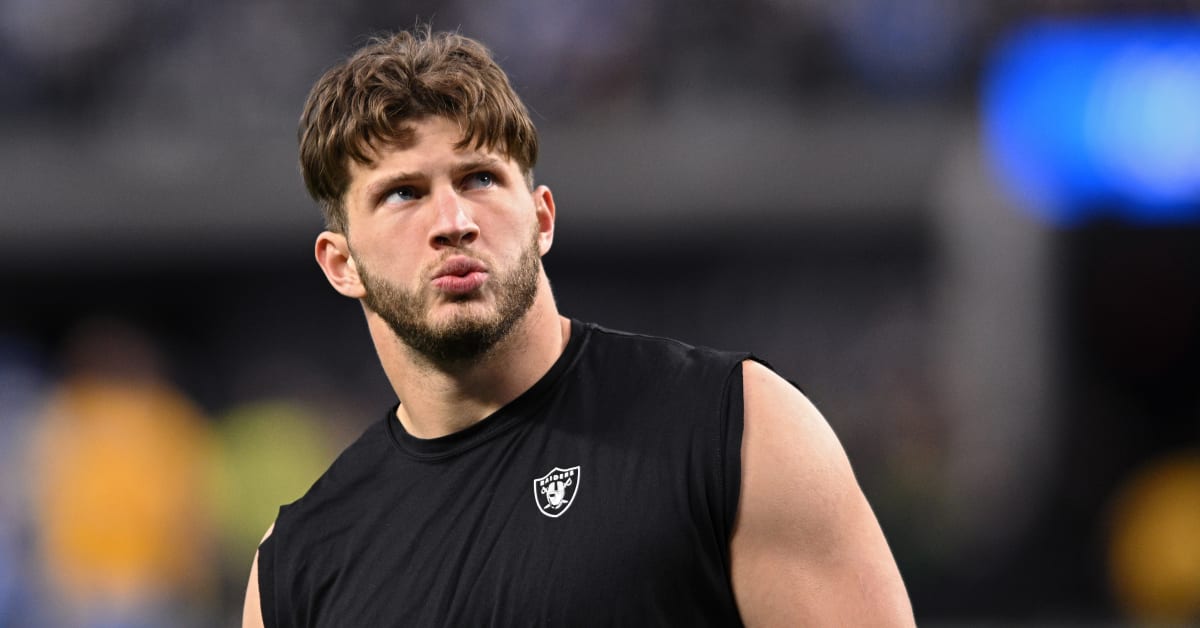 Foster Moreau: Free Agent Tight End Gives Update on Cancer Diagnosis ...