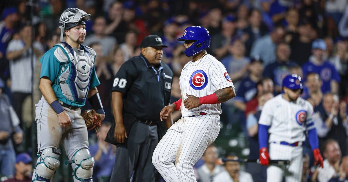 Chicago Cubs Recall Nelson Velazquez, Place Cody Bellinger on Paternity ...