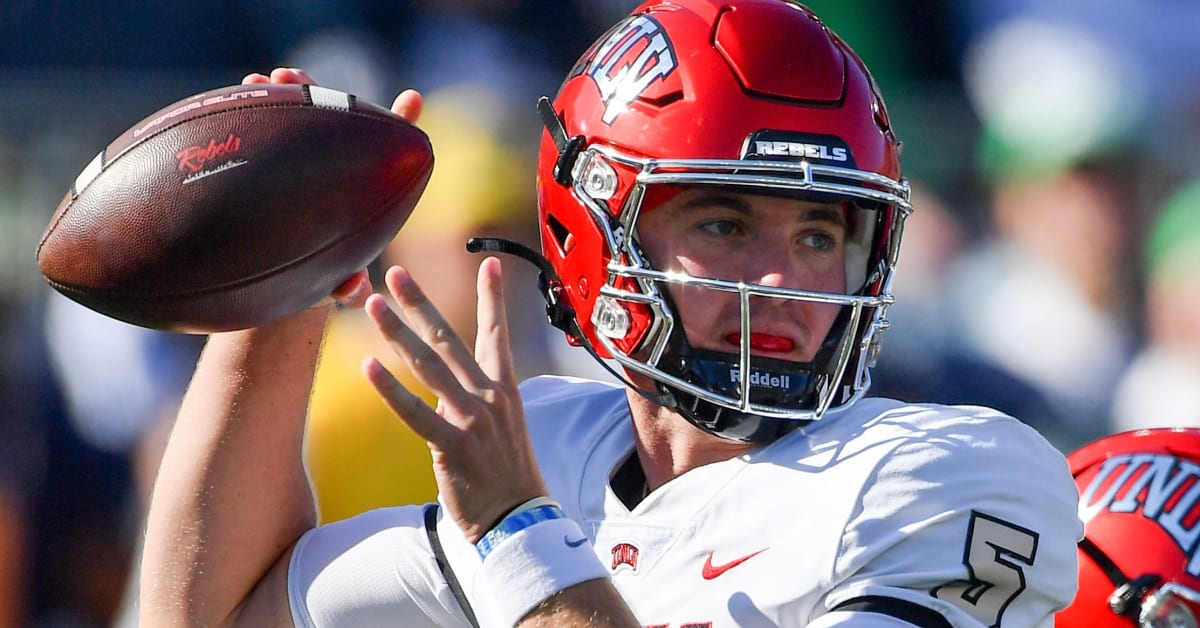 UNLV Transfer Quarterback Harrison Bailey Commits to Louisville as ...