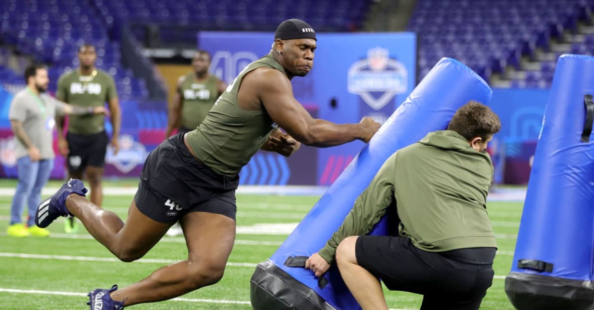 New England Patriots Rookie Defensive End Keion White Impressive During ...