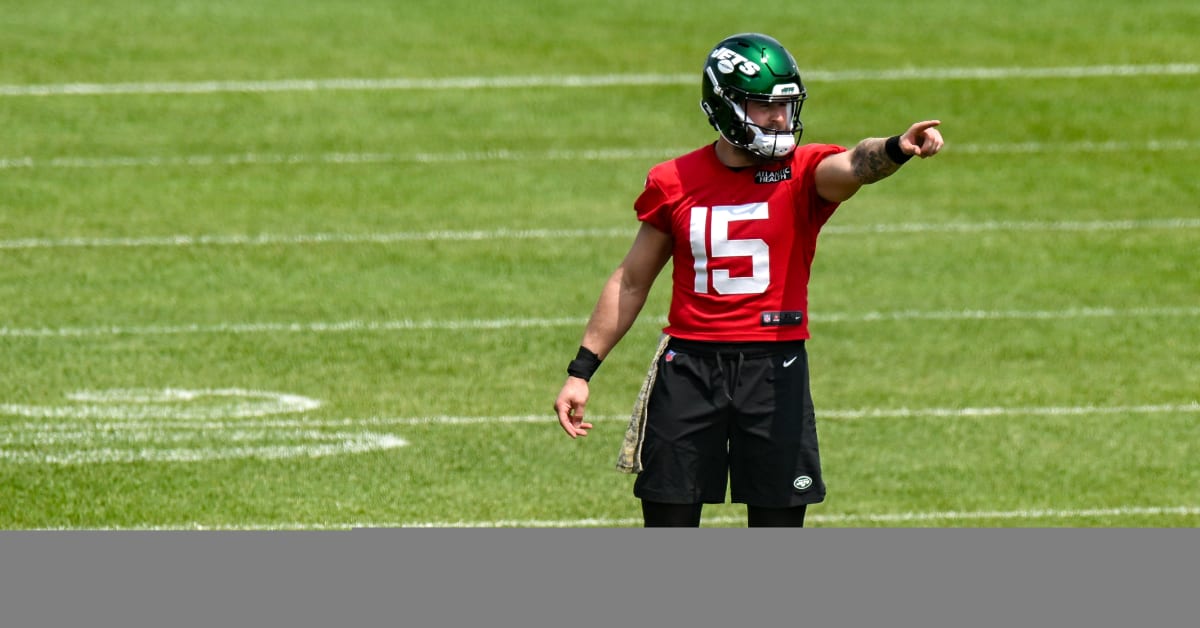 2023 Jets Country Player Profile: QB Chris Streveler (15) - Sports Illustrated New York Jets ...