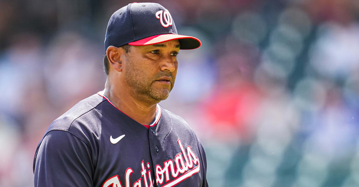 Dave Martinez Hilariously Supplies Photo Evidence of Apparent Umpire ...