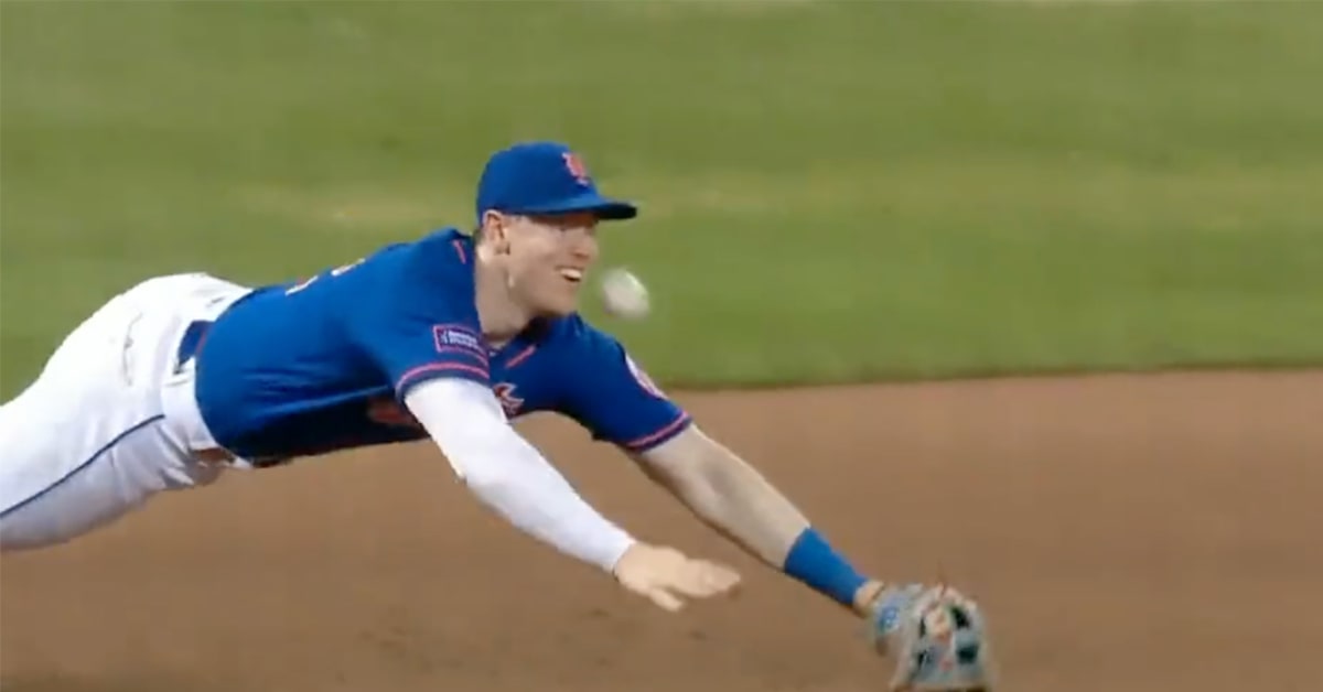 Mets’ Brett Baty Hit in the Face by Ball on Embarrassing Error vs ...