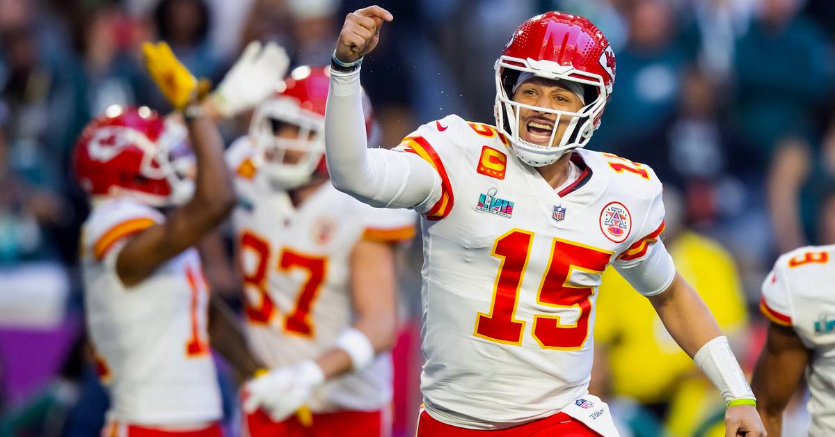Patrick Mahomes: Kansas City Chiefs QB Reacts to Joining Exclusive ...