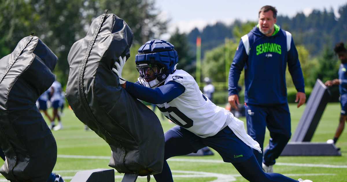 Seattle Seahawks' Vi Jones 'Looks Like a Different Guy!' - Bulked-Up ...