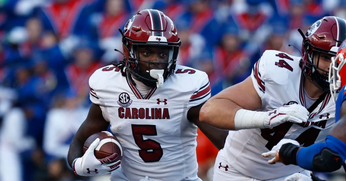 Dakereon Joyner Makes Notable Appearance In First-Team Offense For ...