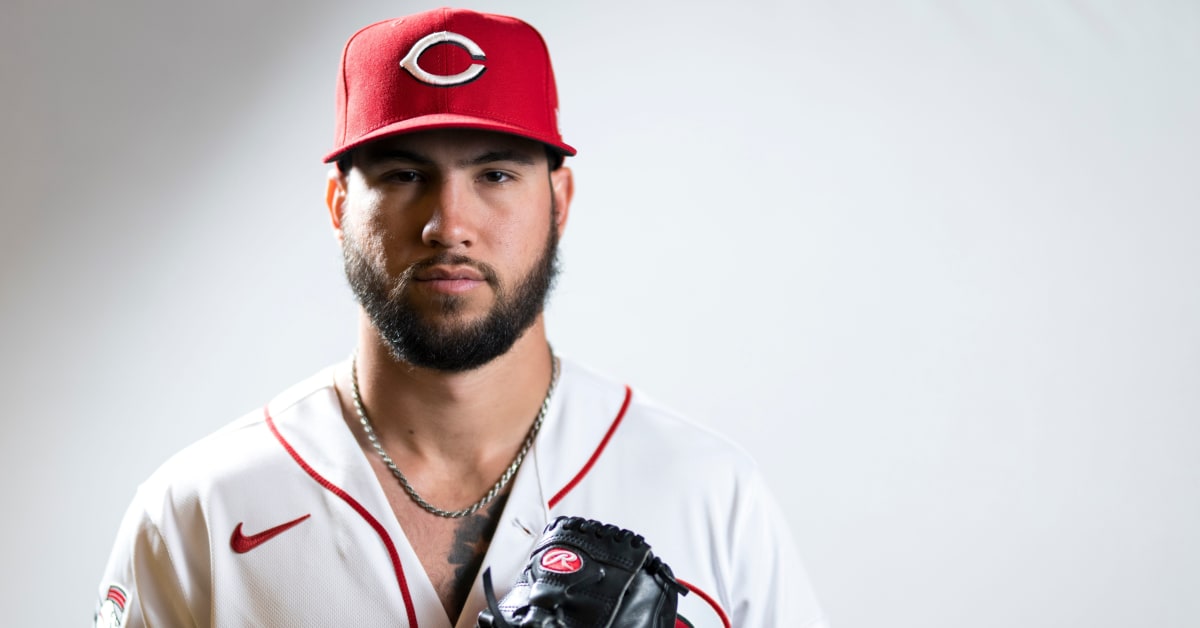 Reds Pitcher Lyon Richardson Makes Dubious History in MLB Debut ...