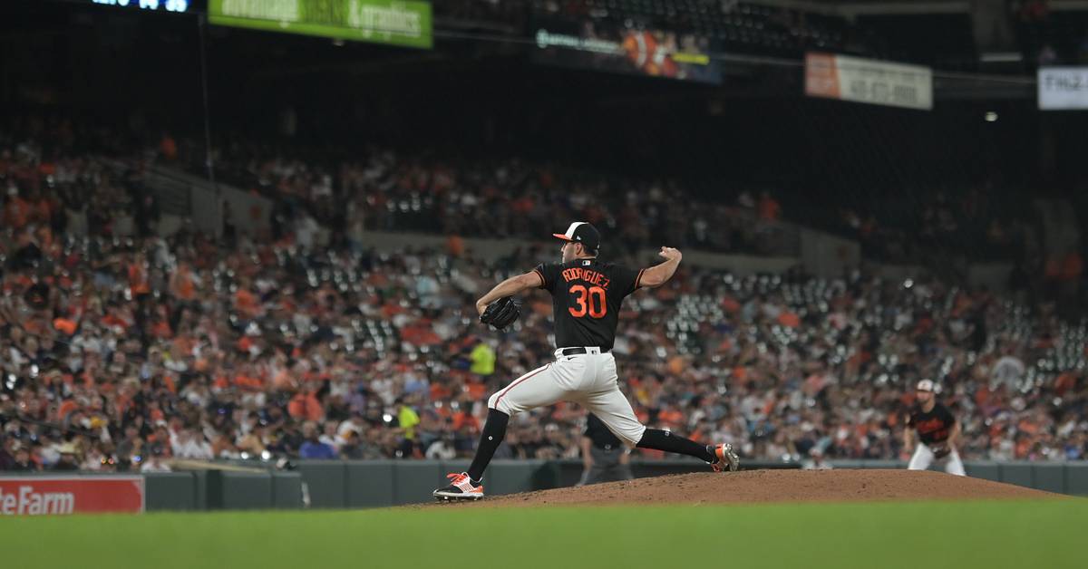 Kevin Brown: Orioles Fans Break Into Chant to Support Embattled ...