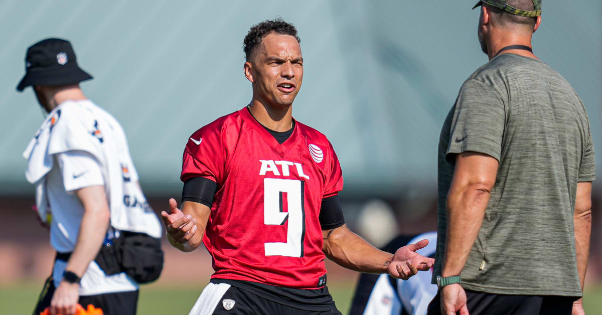 Dolphins’ Xavien Howard Doesn’t Know Falcons QB Desmond Ridder - Sports ...