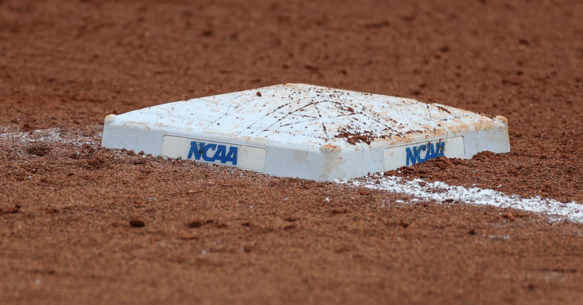 College Baseball Umpire Pushes ECU Player Toward First After Home Run ...