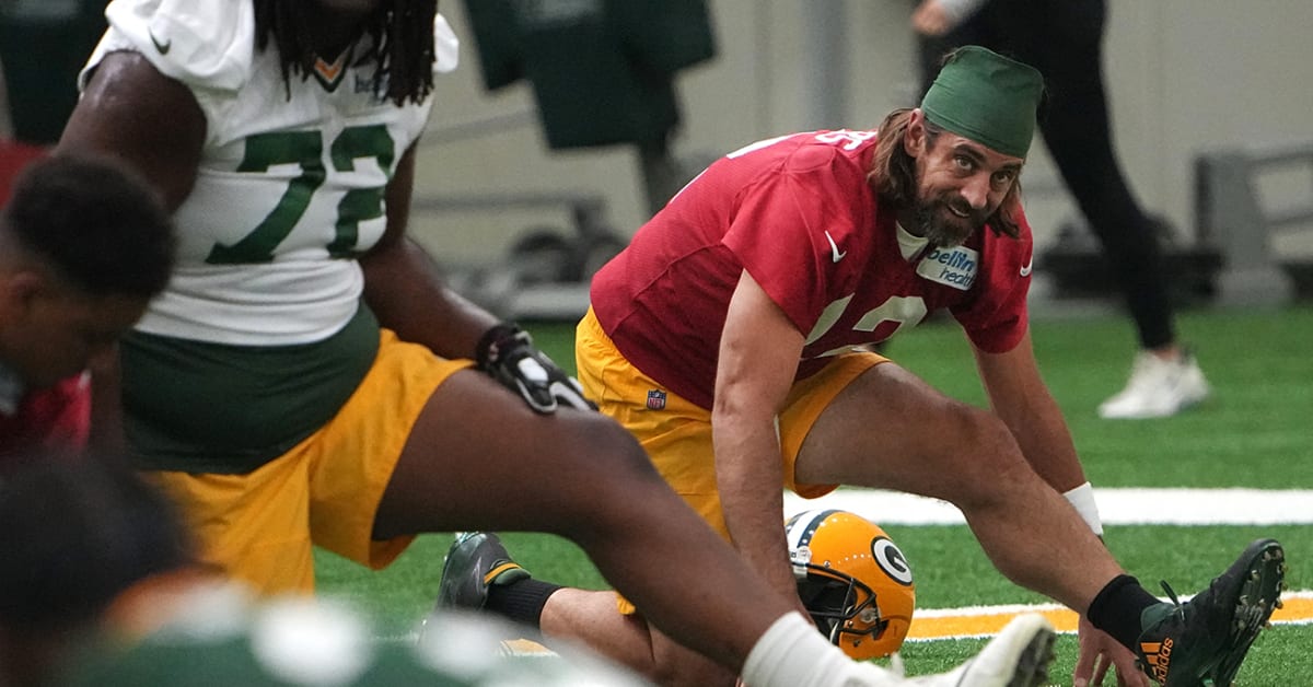 Aaron Rodgers Says He’ll ‘Definitely’ Finish Career With Packers ...