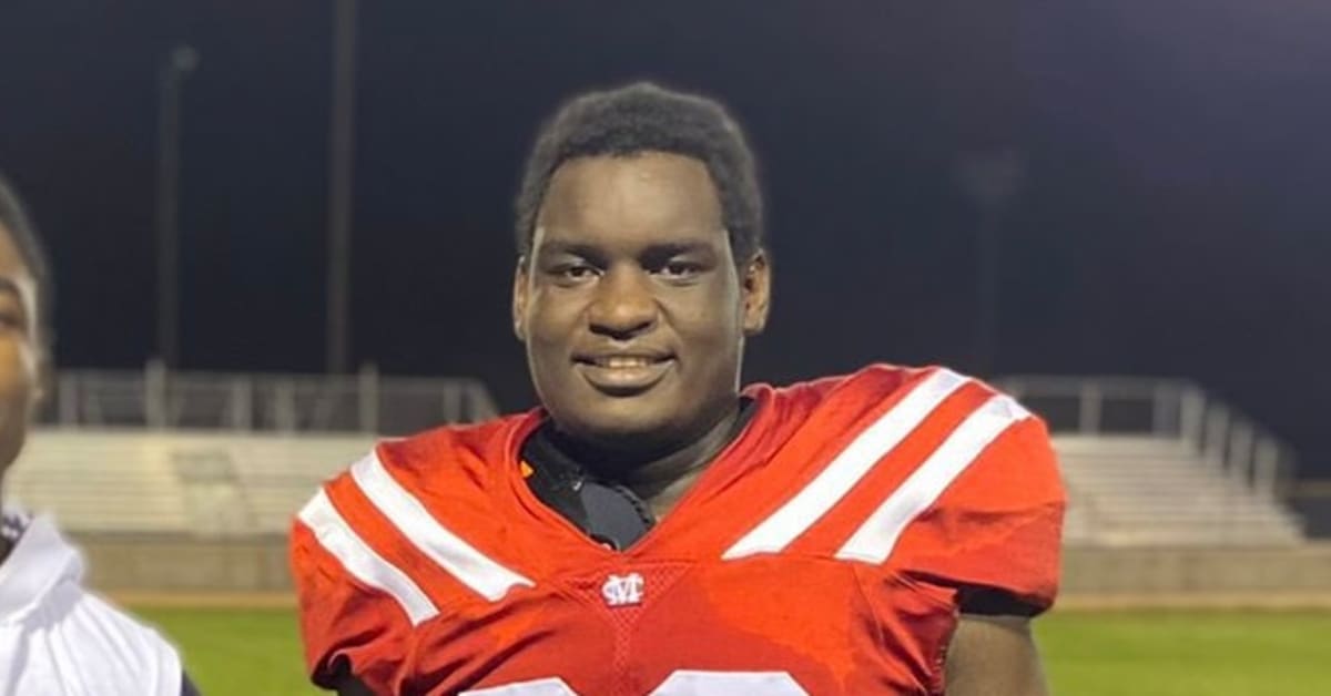 Offensive Tackle Manasse Itete Earns UCLA Football Offer Amid ...